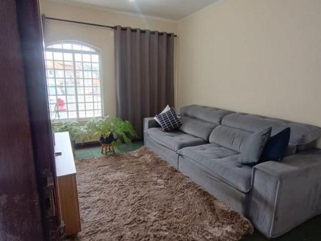 Sobrado à Venda no Jardim Taboão 128m², 3 Dormitórios, Suíte e Edícula nos Fundos