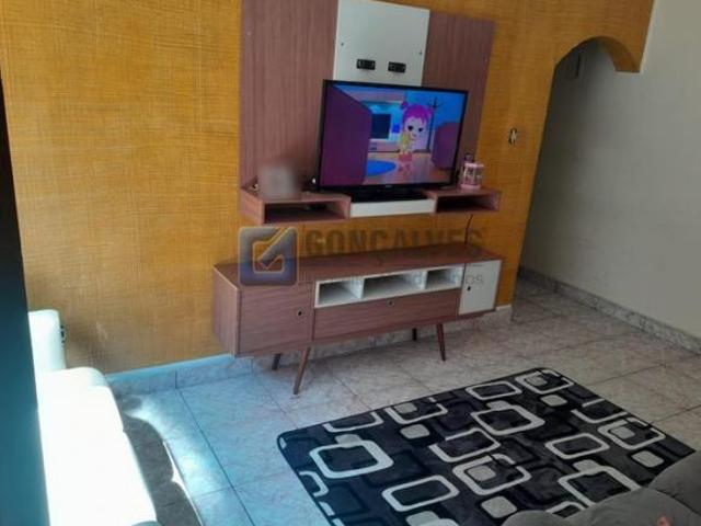 Sobrado à venda no Jardim Telles de Menezes, Santo André – 3 suítes, 2 vagas