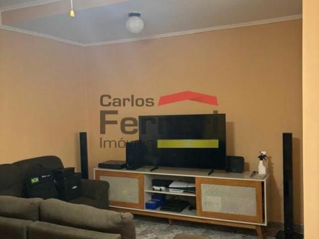 SOBRADO À VENDA NO LAUSANE COM 2 CASAS