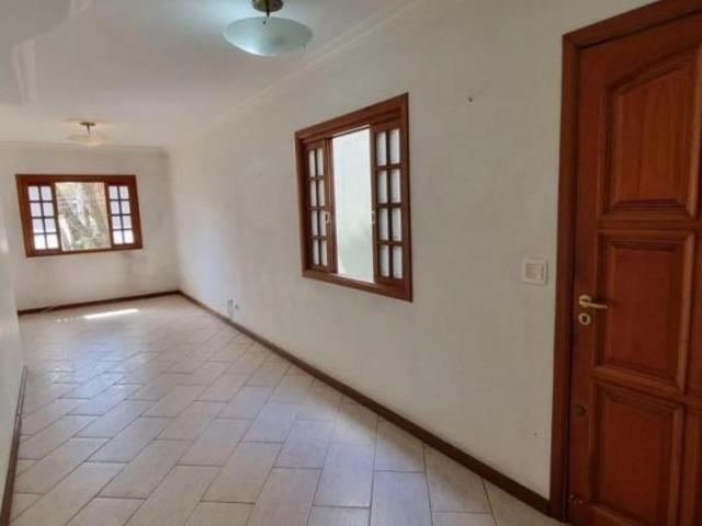 Sobrado à venda no Lar São Paulo