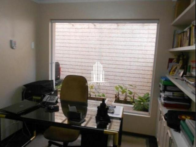 Sobrado à venda no Morumbi com 463m² 4 dormitórios 4 suítes 6 banheiros 6 vagas