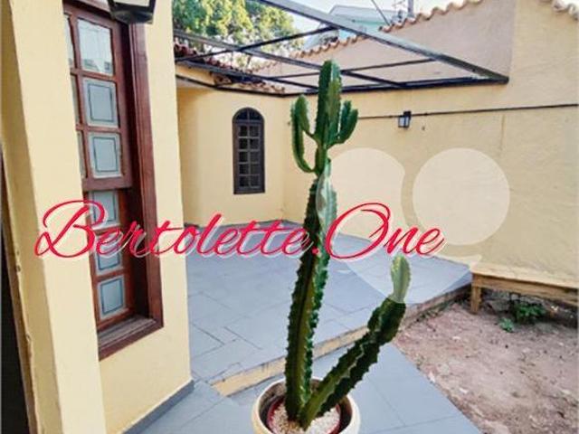 Sobrado a venda no Mandaqui com 3 Suites e 250 m²