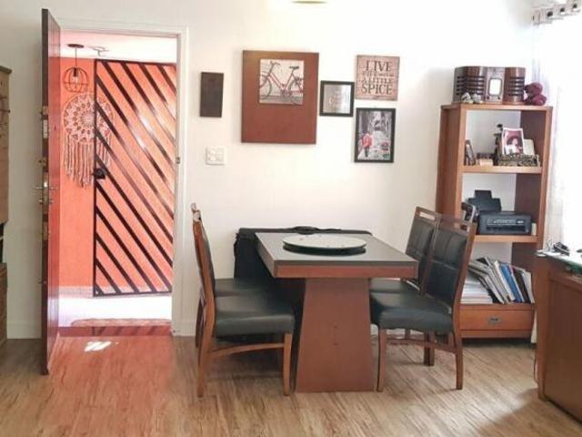SOBRADO A VENDA NO MELHOR DO JARDIM PRUDÊNCIA!