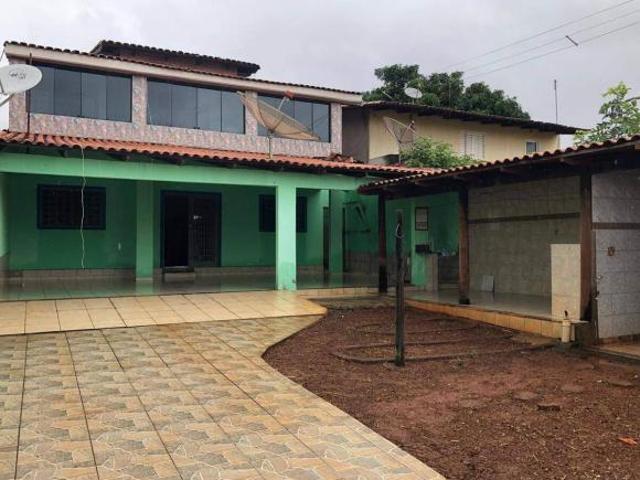 Sobrado à venda no Setor Santa Efigênia, em Caldas Novas