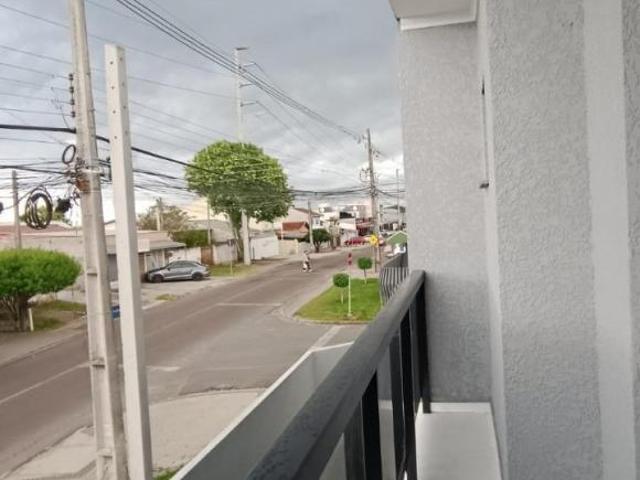 Sobrado à venda no Sítio Cercado, Curitiba
