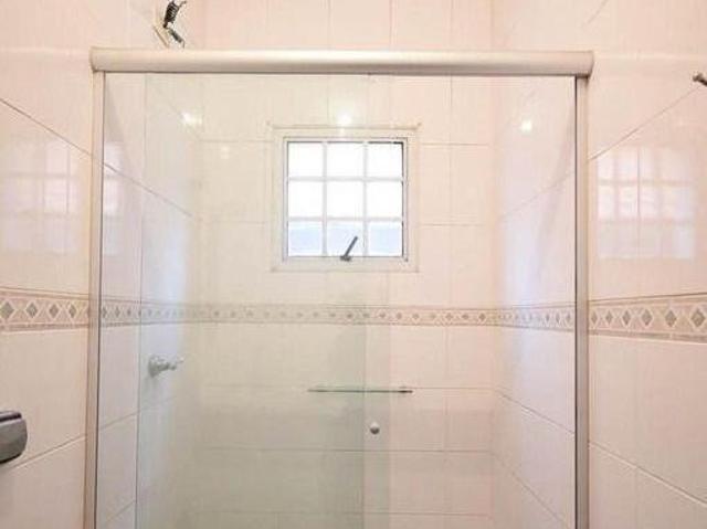 Sobrado à venda no Super Quadra Morumbi com 200m² 4 dormitórios 3 suítes 5 banhe