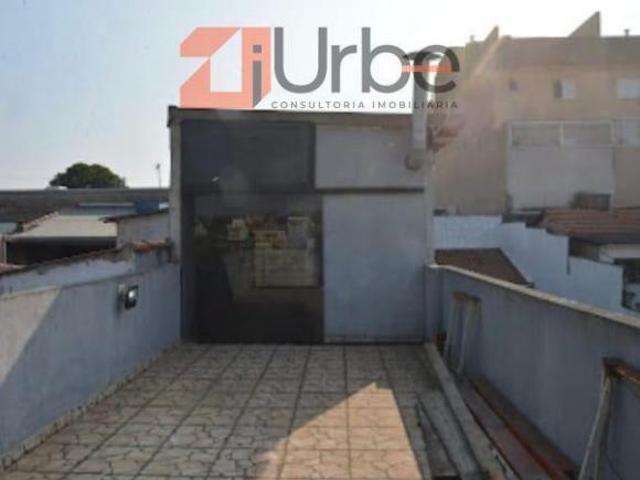 Sobrado à venda no Parque Novo Oratório com 4 dorms, 2 vagas