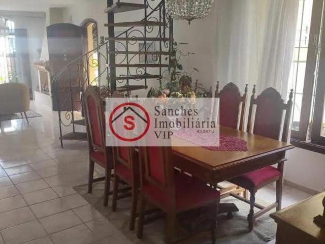 SOBRADO A VENDA NO PARQUE DA MOOCA, COM 3 DORMITÓRIOS + EDÍCULA COM SUITE. ÁREA GOURMET COM CHURRASQ