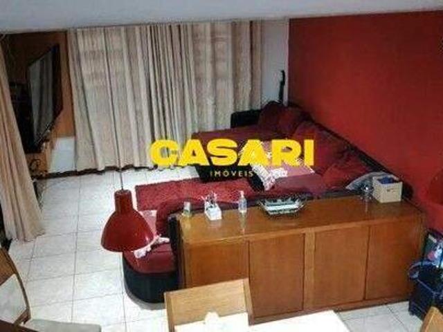 Sobrado à Venda no Parque Gerassi – 3 Dormitórios, Suíte, Churrasqueira e 125 m²