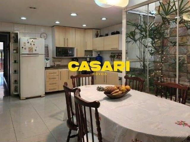 Sobrado à venda no Parque Terra Nova II – 160m², 3 dormitórios, 1 suíte com closet e 2 vagas