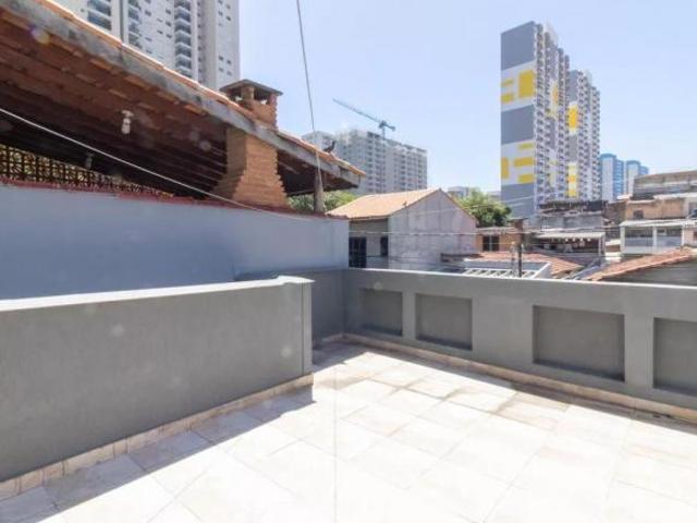 Sobrado à Venda no Picanço 3 Dorms, 2 Banheiros, 1 Vaga prox shopping Maia