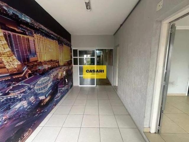 Sobrado à Venda no Piraporinha | 214m² Construídos e Quintal