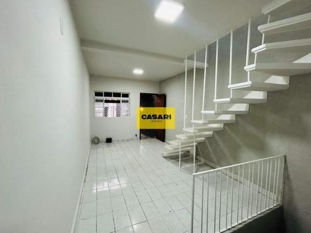 Sobrado à venda no Planalto – 151m², 4 quartos 1 suíte com banheira – São Bern