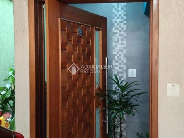 Sobrado a venda no Planalto, 222m², 03 quartos, 04 vagas, Sbc