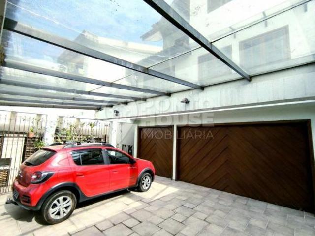 Sobrado à venda no Planalto Paulista, 4 dormitórios, 2 suítes e 4 vagas, 308 m²