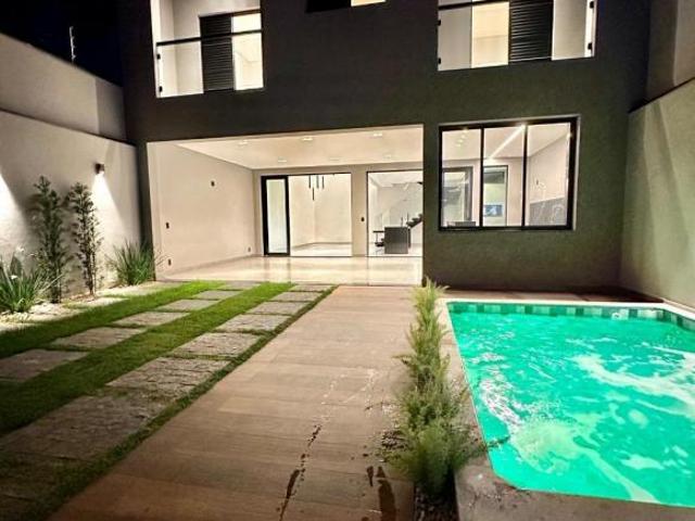 Sobrado à venda no Primo Meneghetti II em Franca/SP