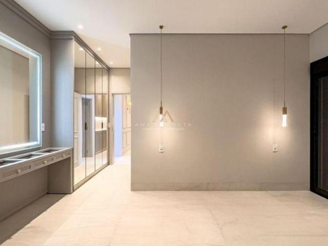 Sobrado à venda no quinta do Golfe Jardins, 303m2, projeto assinado