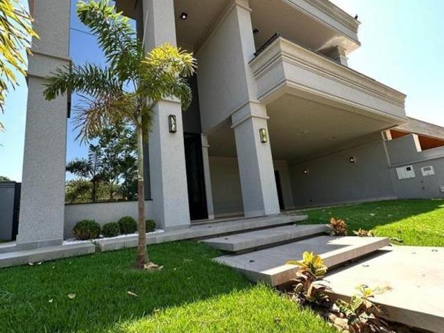 Sobrado à venda no Quinta do Golfe Jardins, com 04 suítes