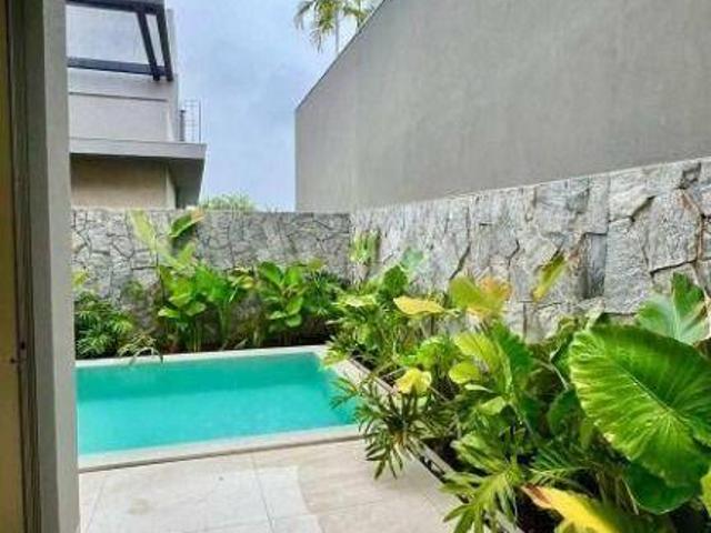 Sobrado à venda no Quinta do Golfe Jardins com 5 dormitórios e 3 vagas de garagem / Próximo ao Shopp
