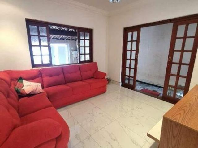 Sobrado à venda no Residencial Furlan em Santa Bárbara d&apos Oeste com 3 quartos 1 suíte e 2 vagas de