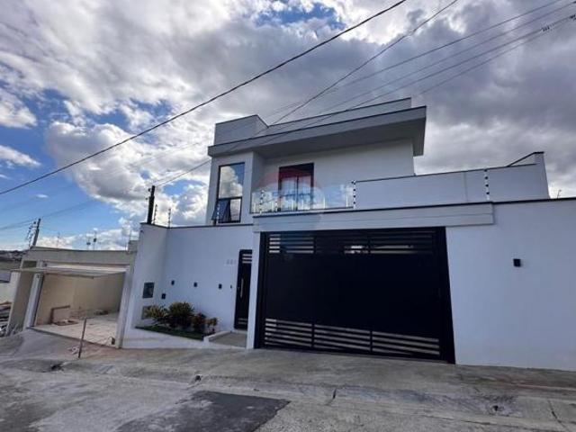 SOBRADO À VENDA NO RESIDENCIAL MONREALE BRAGANÇA PTA/SP 2 dormitórios + 1 suíte com closed porios