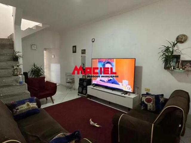 SOBRADO A VENDA NO RESIDENCIAL UNIÃO | 4 DORM | RUA SEM SAÍDA