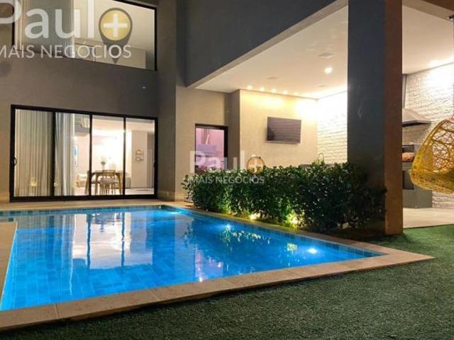 Sobrado à venda no Residencial Villa Lobos em Paulínia, com 4 quartos, com 350 m²