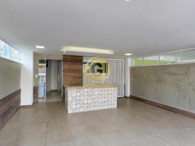 Sobrado à venda no Residencial Village de France: Casa de 3 suítes com área gourmet e lazer completo