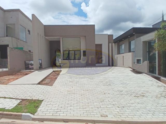 Sobrado a venda no Rio Abaixo Atibaia 3 Dorms