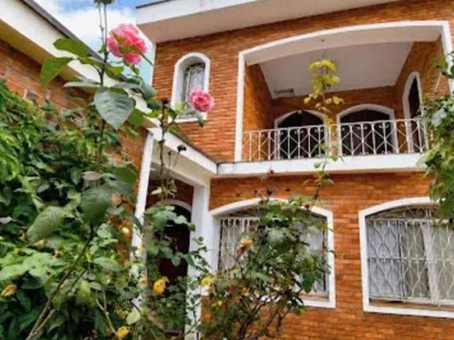 Sobrado a venda no Tatuapé com 2 quartos sendo 1 suíte e 2 vagas
