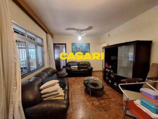 Sobrado à venda no Taboão – 3 dormitórios, suíte, 232 m² – São Bernardo do Campo