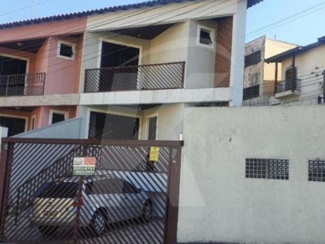 Sobrado à Venda no Tucuruvi ? 3 Dormitórios, 3 Vagas e Excelente Localização