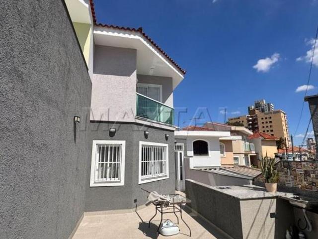 Sobrado à venda no Tucuruvi à 400 metros do metrô de 120 m², com 2 suítes e 2 vagas amplas