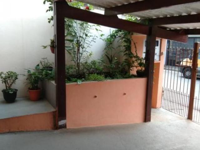 Sobrado A Venda No Umuarama Com 3 Quartos