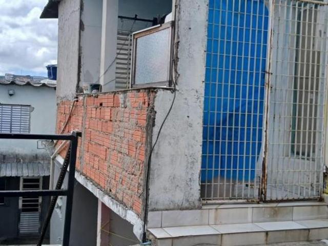 Sobrado A Venda No Vila Yolanda de 5 Quartos