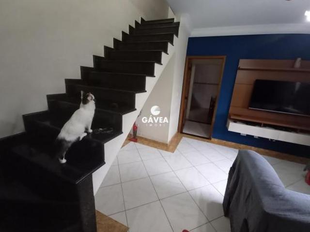 Sobrado à venda no Vila Cascatinha em São Vicente