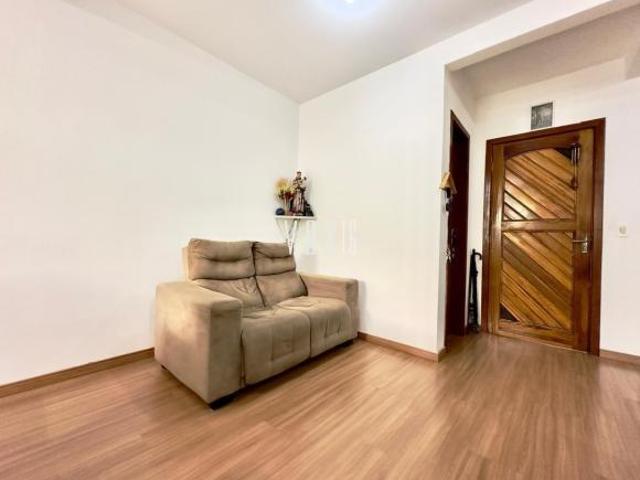 Sobrado à venda no Xaxim com 3 quartos condominio