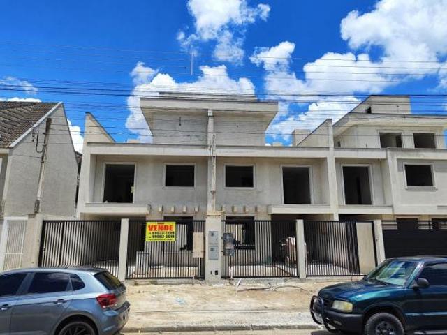 Sobrado a venda no xaxim Curitiba Pr