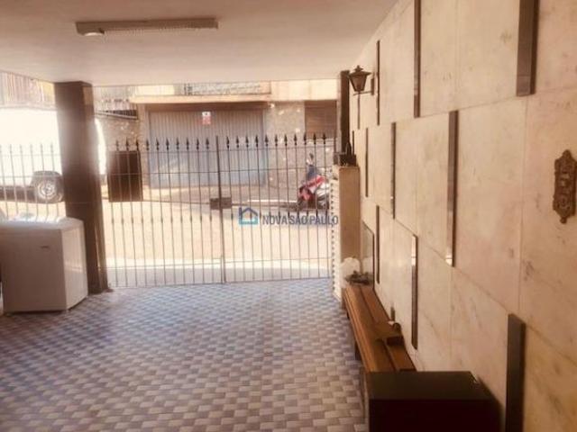 Sobrado a venda na Chácara Inglesa 2 dorms 2 vagas