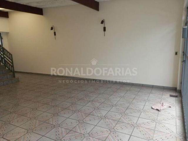 Sobrado a venda na cidade Dutra com 3 dormes 2 vagas