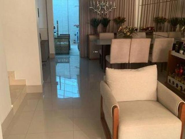 Sobrado á venda na Cidade Dutra recém reformado bem localizado