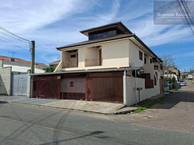 Sobrado a venda na Cidade Industrial