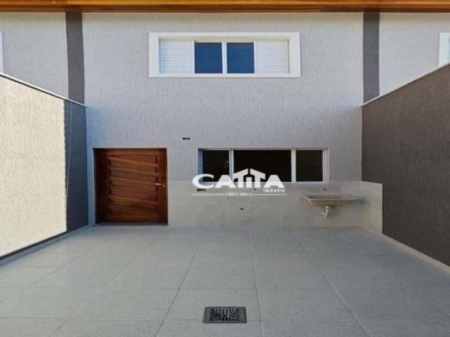Sobrado á venda na A E Carvalho, 2 quartos e 2 Vagas