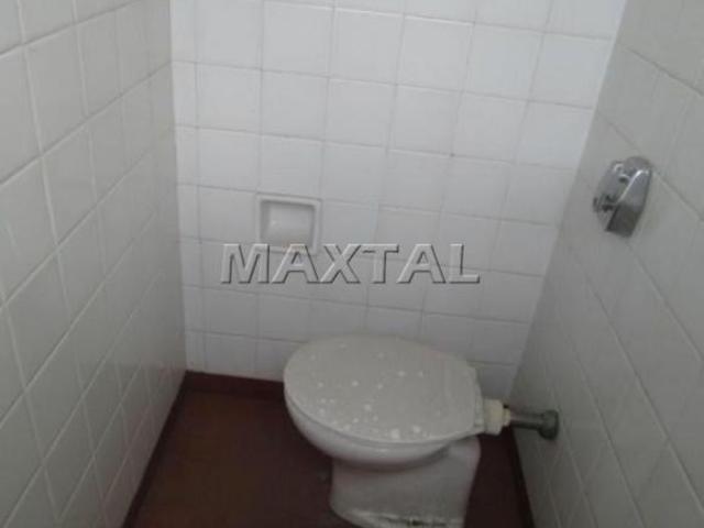 Sobrado à venda na Água Fria. Com 3 dormitórios, 1 suíte, 5 vagas, junto ao Jardim França