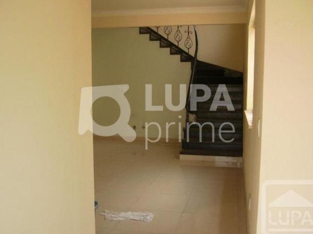 SOBRADO A VENDA NA ÁGUA FRIA