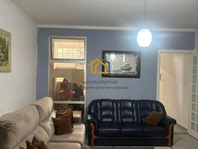 Sobrado à Venda na Bela Vista em Osasco 5 Suítes 3 Vagas 230m² com 2 Casas no Terreno