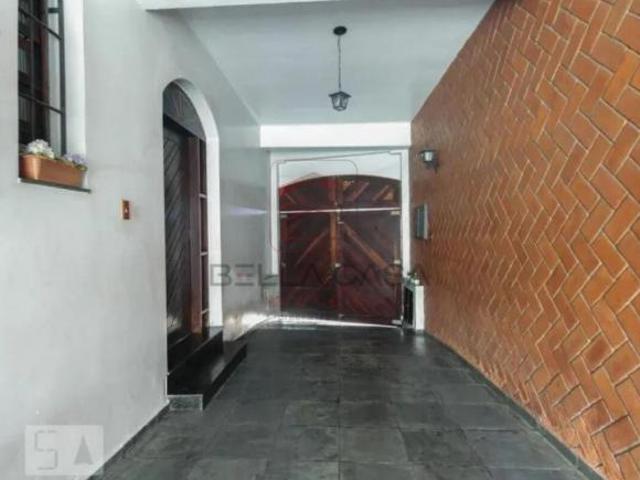 Sobrado à venda na Mooca 200m2 4 dormitórios 1 suíte 3 vagas de garagem
