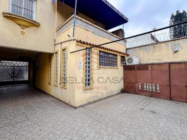 Sobrado à venda na Mooca 250m2 3 dormitórios 1 suíte 4 vagas de garagem