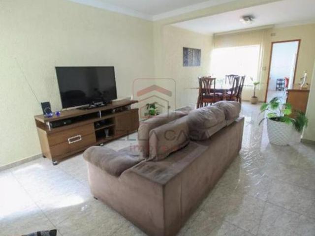 Sobrado à venda na Mooca 300m2 3 dormitórios 2 banheiros 2 vagas
