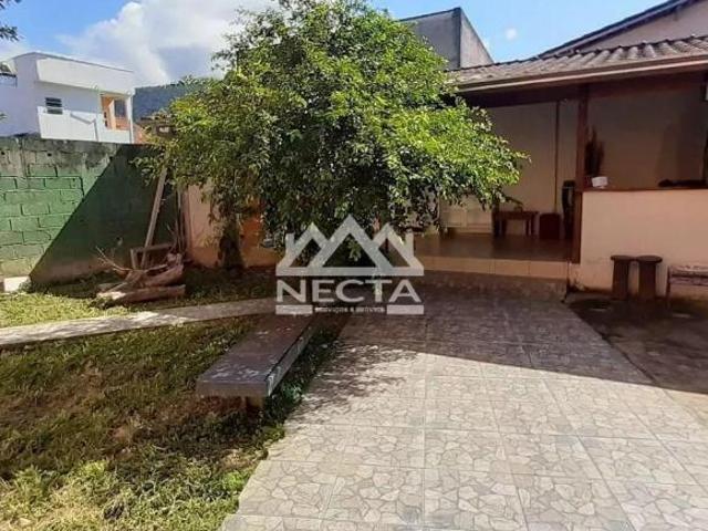Sobrado à venda na Martim de Sá em Caraguatatuba/SP